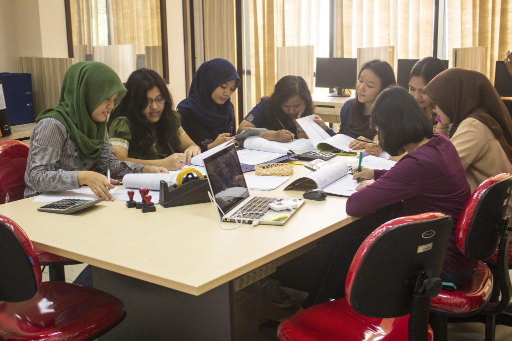 Accounting and Auditing Laboratory | Program Pendidikan Vokasi ...