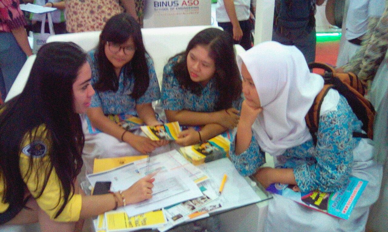 Education & Training Expo 2017 | Program Pendidikan Vokasi Universitas ...