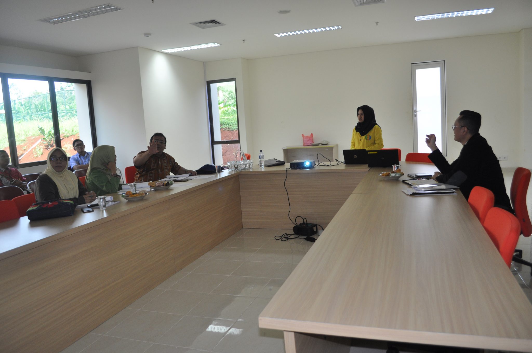 Presentasi Calon Mahasiswa Berprestasi Vokasi UI 2017 | Program ...